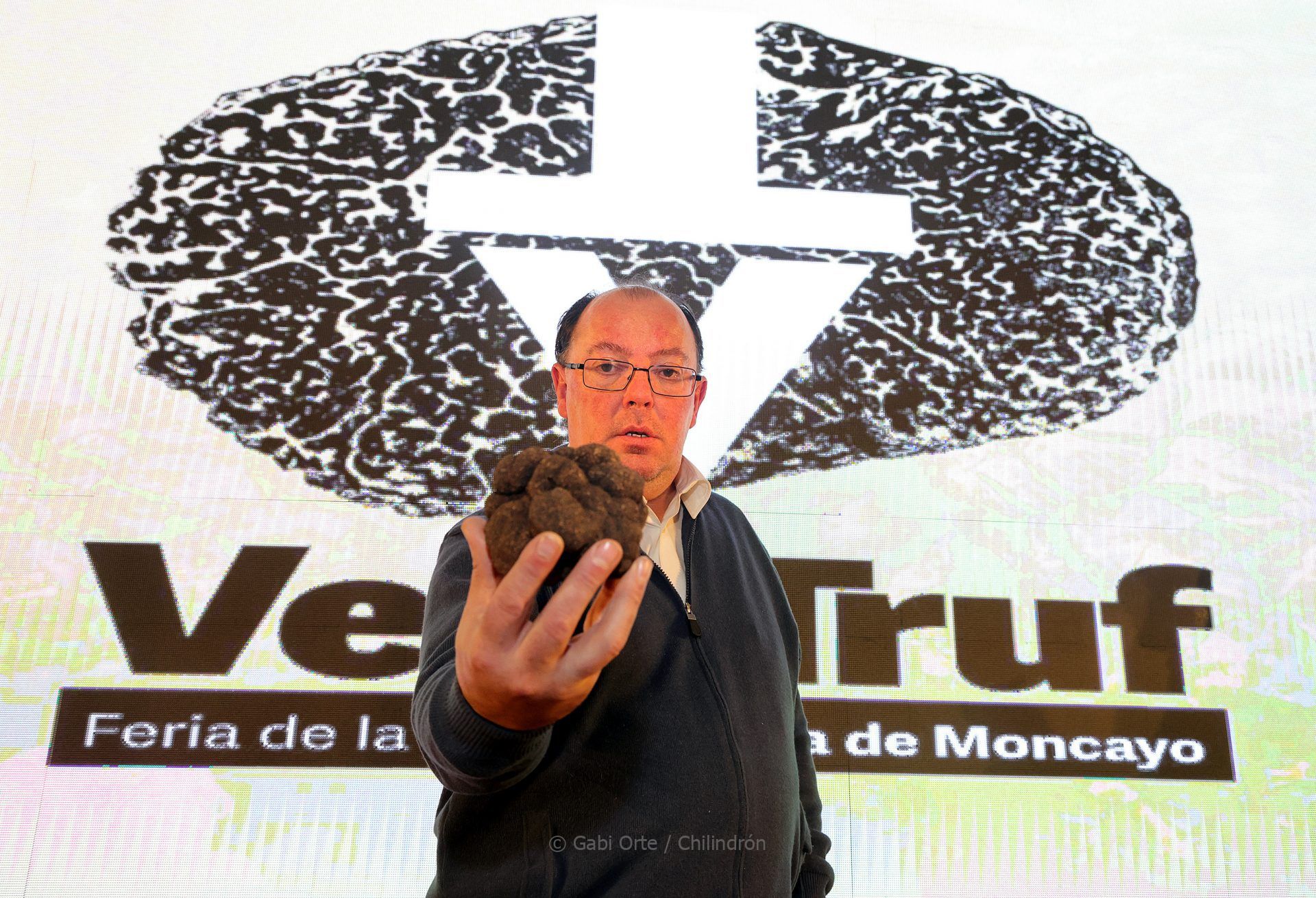 La trufa más grande del concurso de la Feria de la Trufa de Vera de ... La trufa más grande del concurso de la Feria de la Trufa de Vera de ...