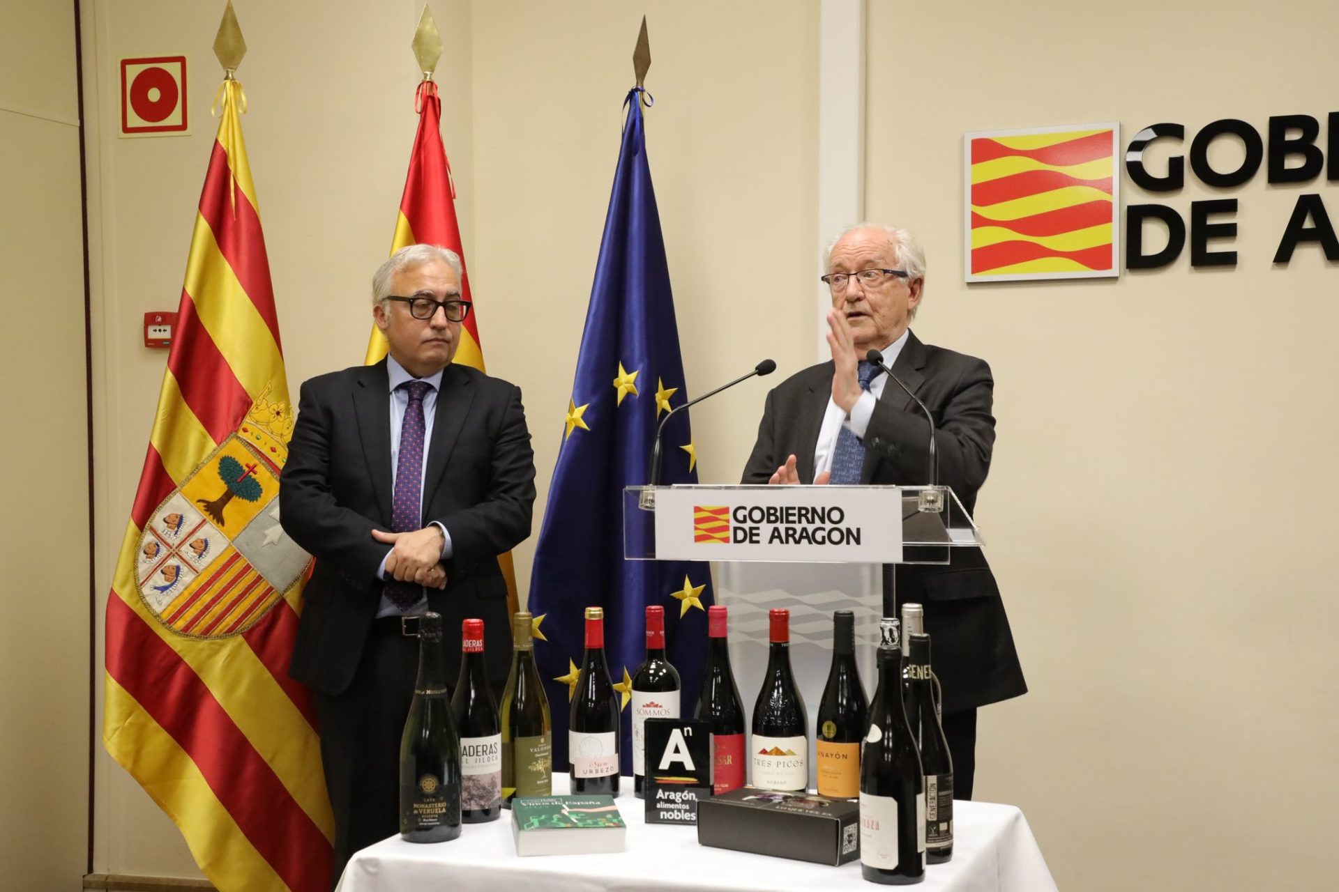 Agricultura reúne a los vinos aragoneses de la mano de José Peñín ...