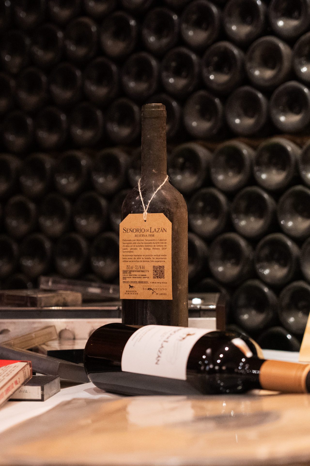Bodega Pirineos presenta las históricas botellas originales de Señorío ...